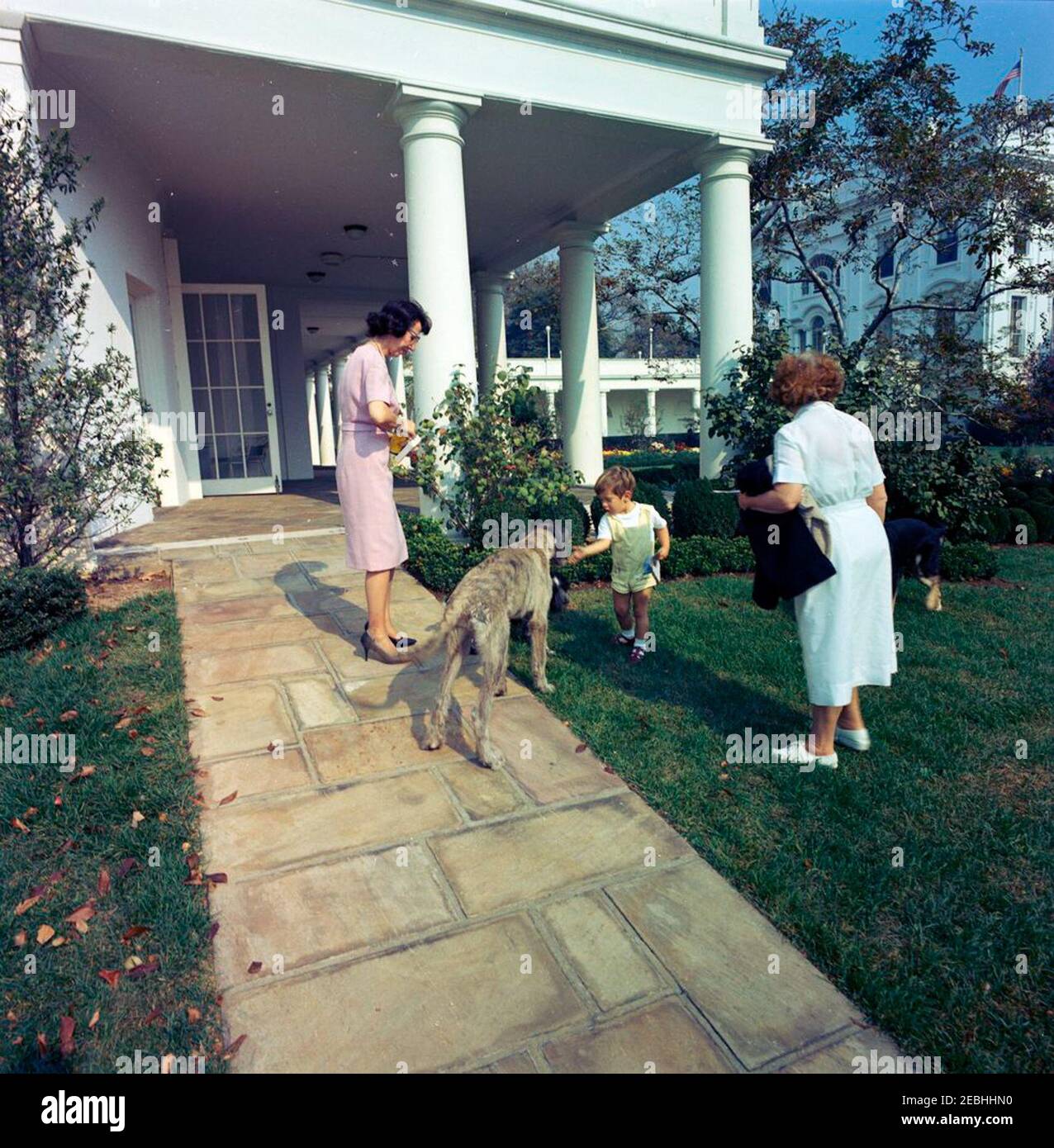 President Kennedy with John F. Kennedy, Jr. (JFK, Jr.), u0026 family ...