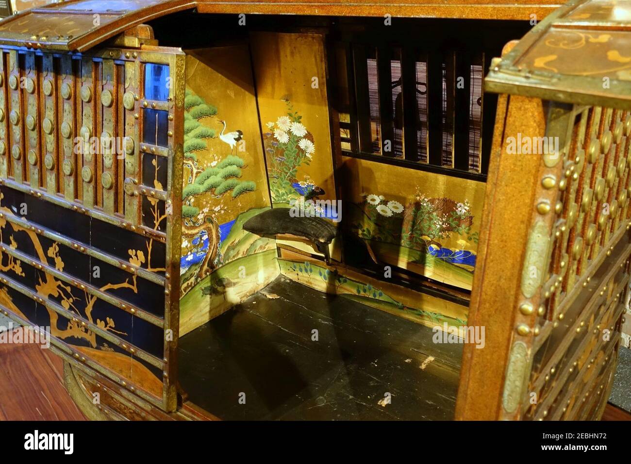Norimono (palanquin), Japan, Edo period, 1800s AD, gold, lacquer, wood ...