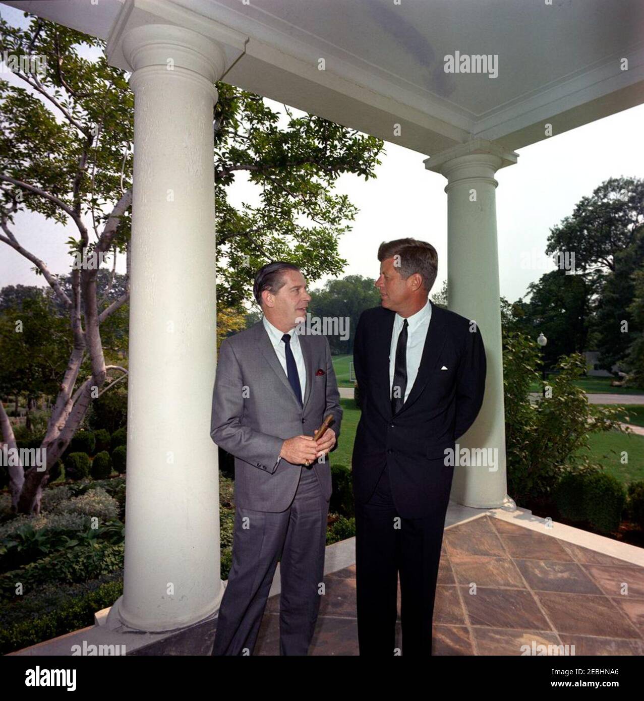 White house colonnade kennedy hi-res stock photography and images - Alamy