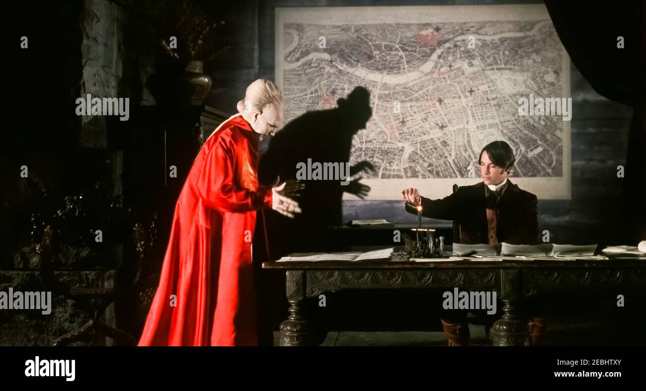 Usa Gary Oldman And Keanu Reeves In A Scene From The C Columbia