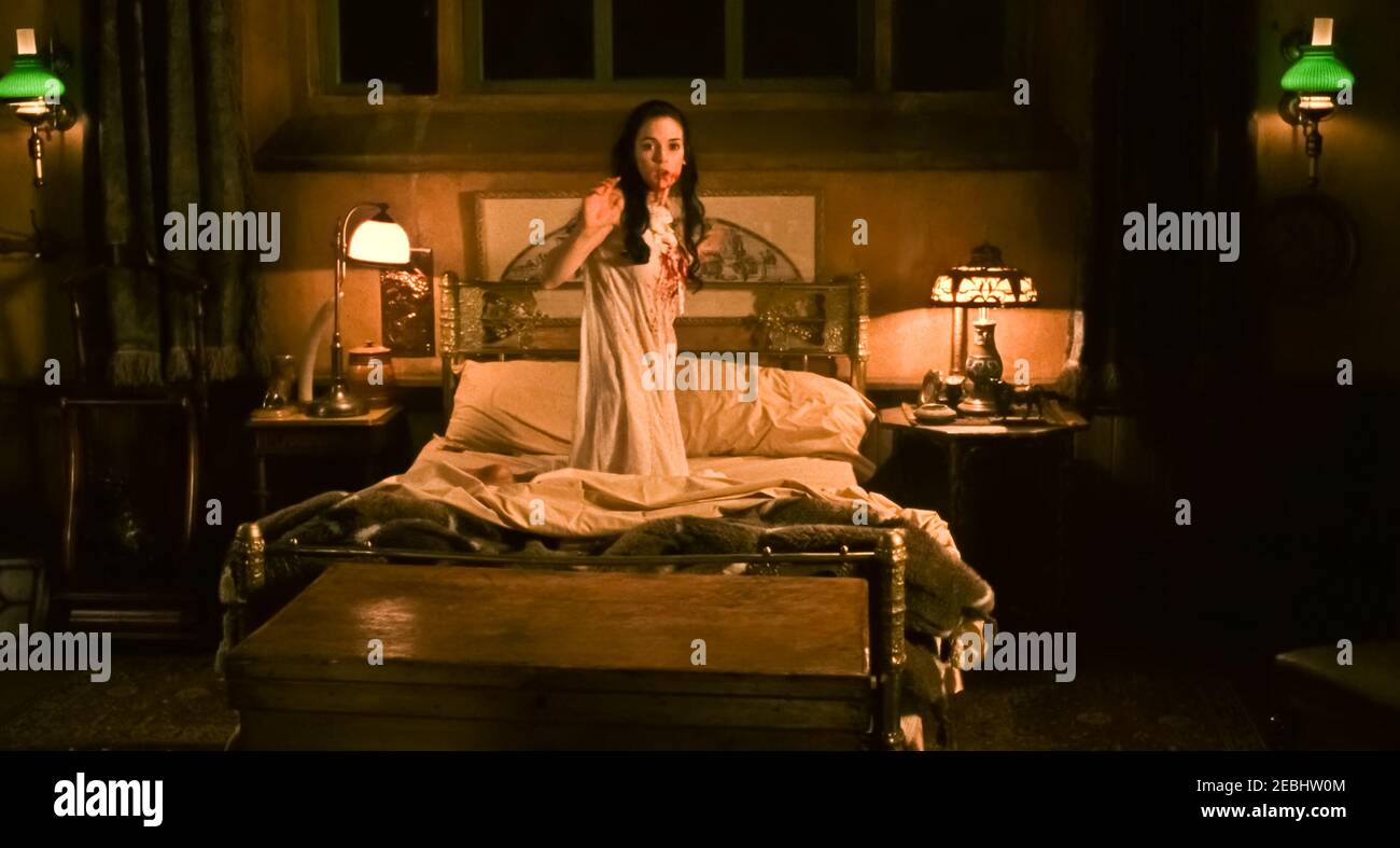 USA. Winona Ryder in a scene from the (C)Columbia Pictures film : Bram ...