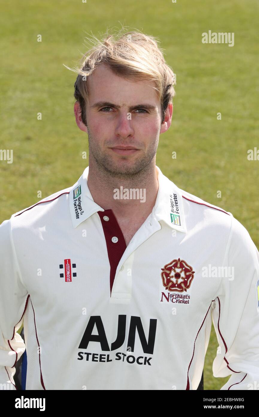 Sam sweeney hi-res stock photography and images - Alamy