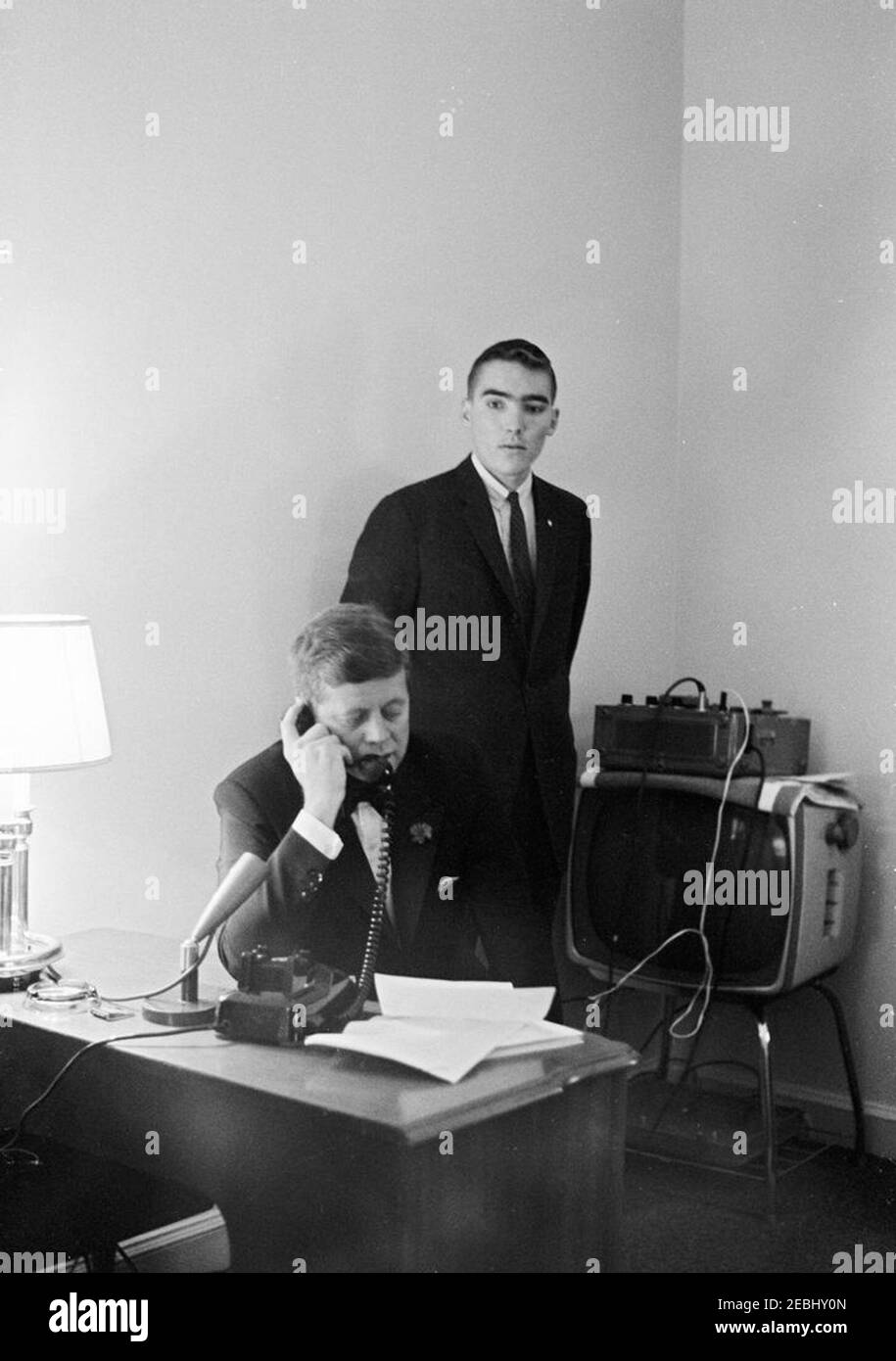 Football Hall of Fame Dinner, New York City, 10:00PM. While attending ...