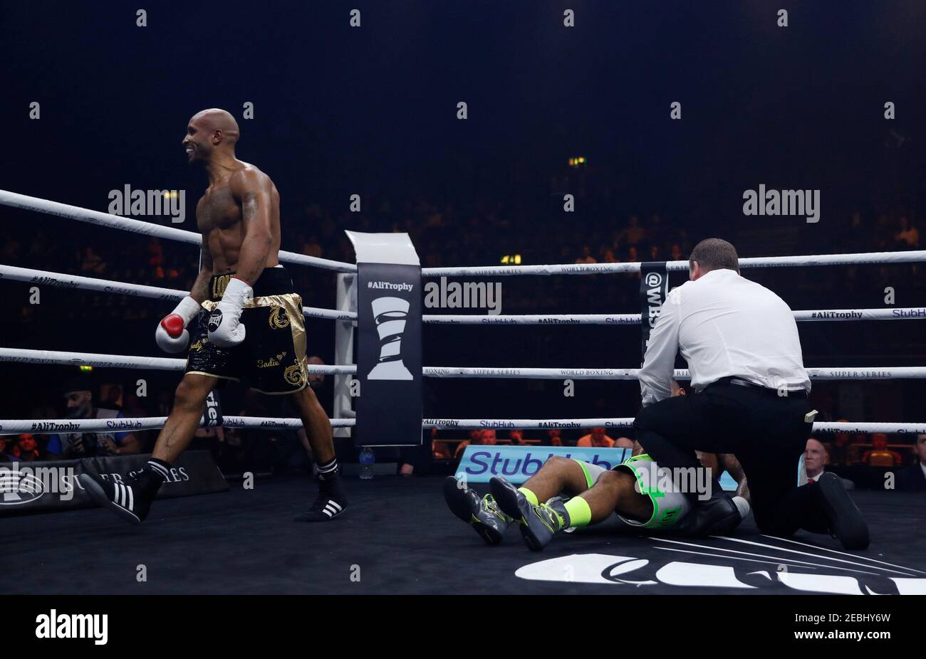 Louis mcintosh hi-res stock photography and images - Alamy