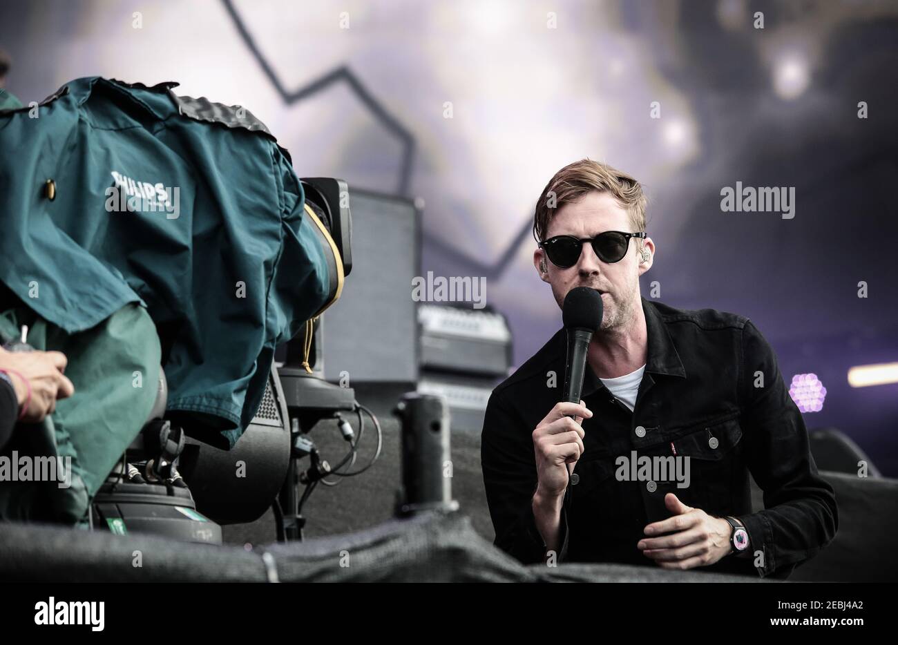 Ricky Wilson of Kaiser Chiefs performing on the Great Oak stage at the ...