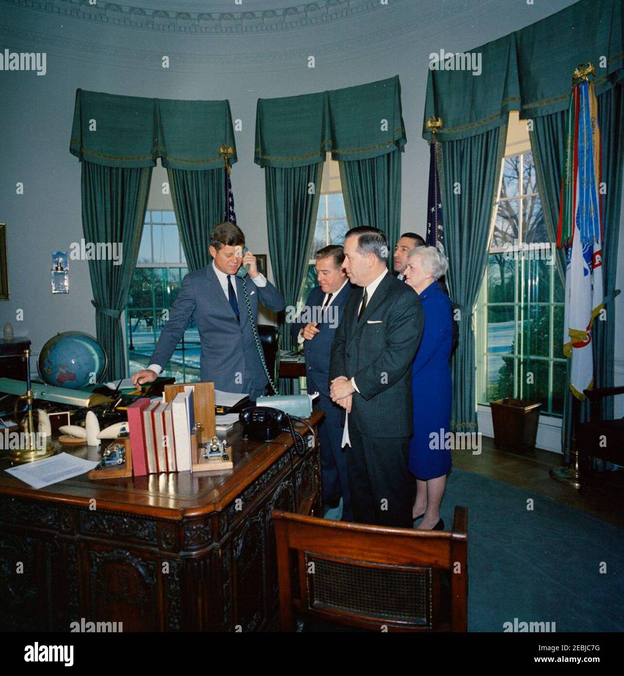 Warren grant magnuson hi-res stock photography and images - Alamy