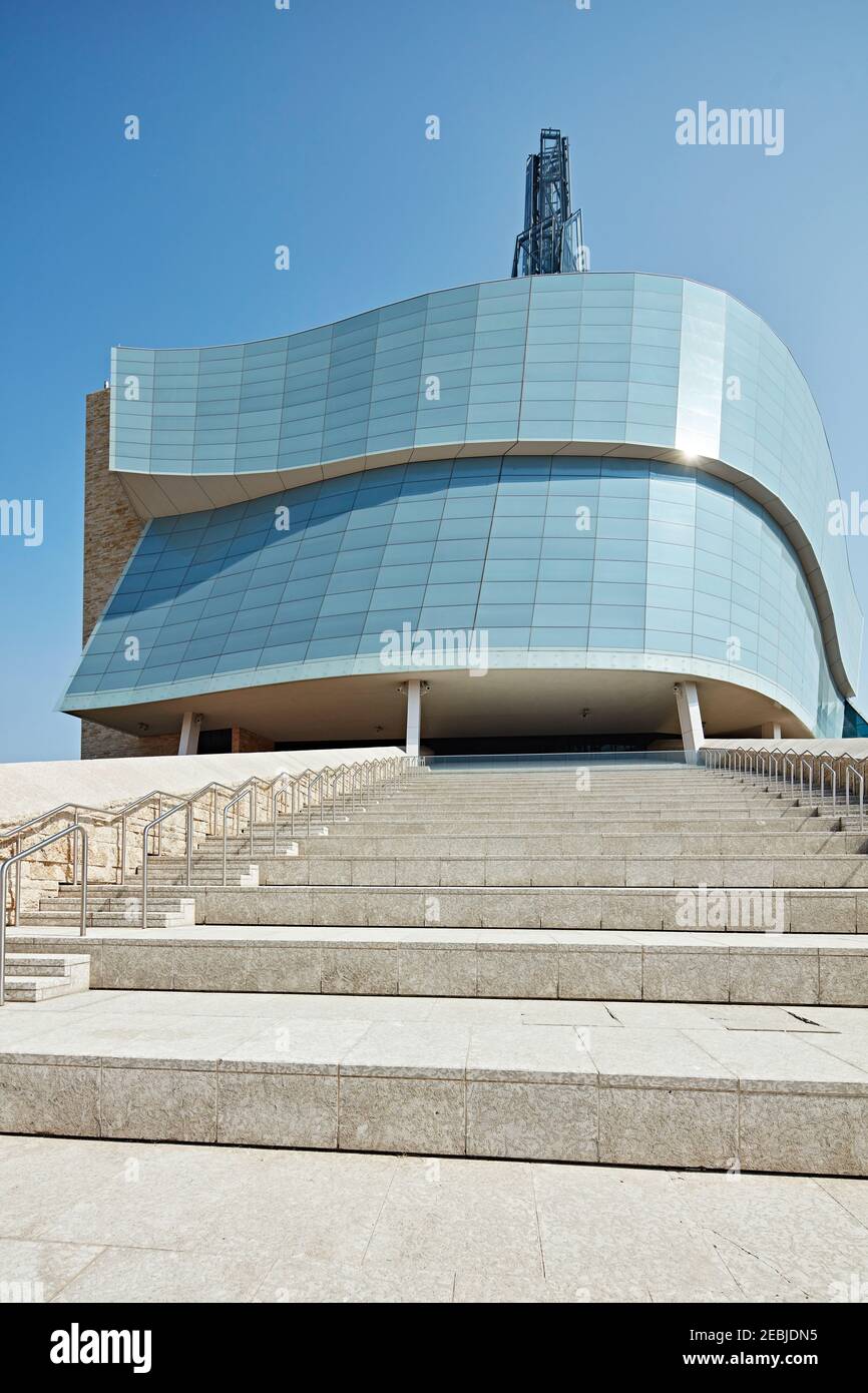 The Canadian Museum for Human Rights Stock Photo - Alamy
