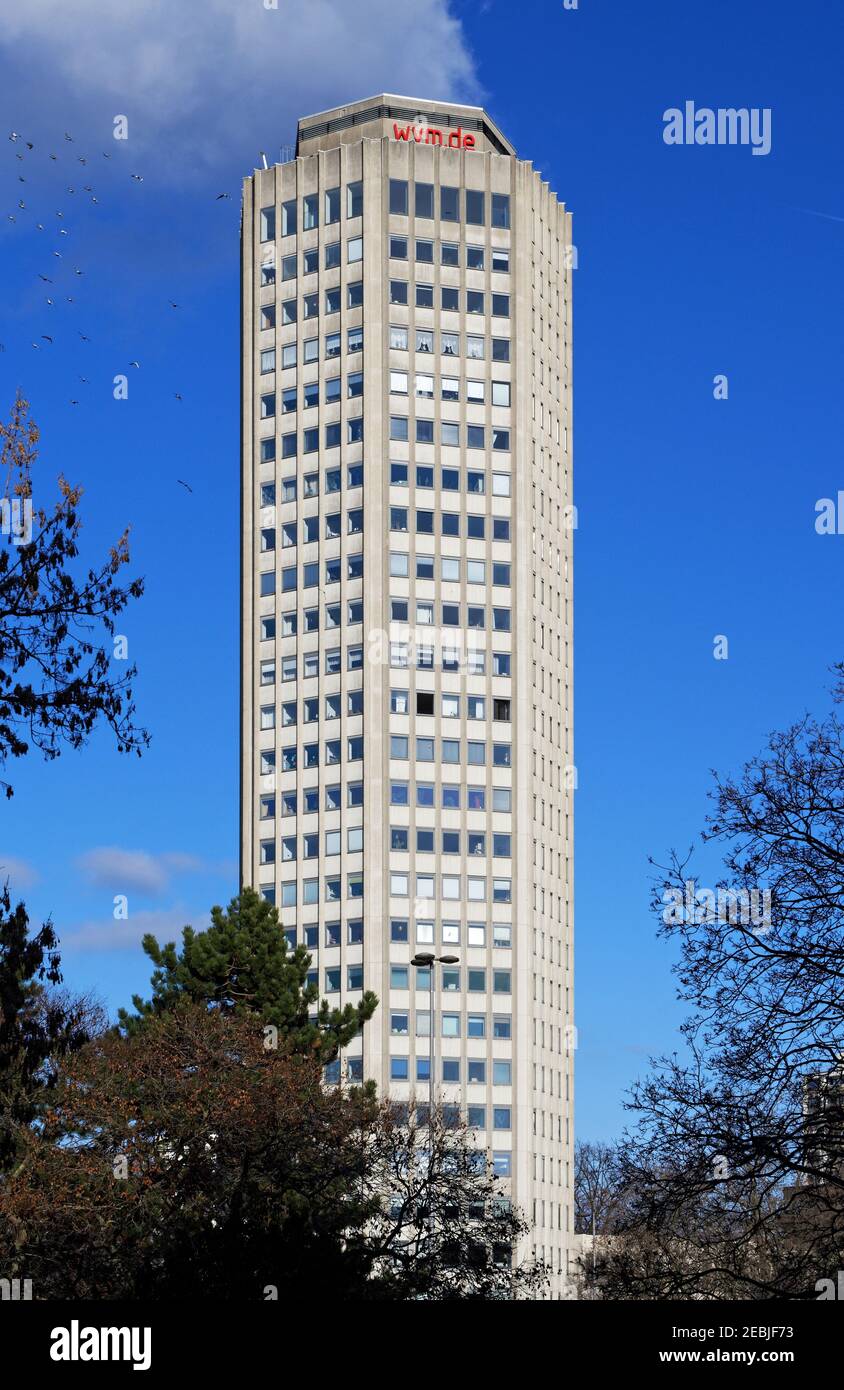 Tower high rise architecture hi-res stock photography and images - Alamy
