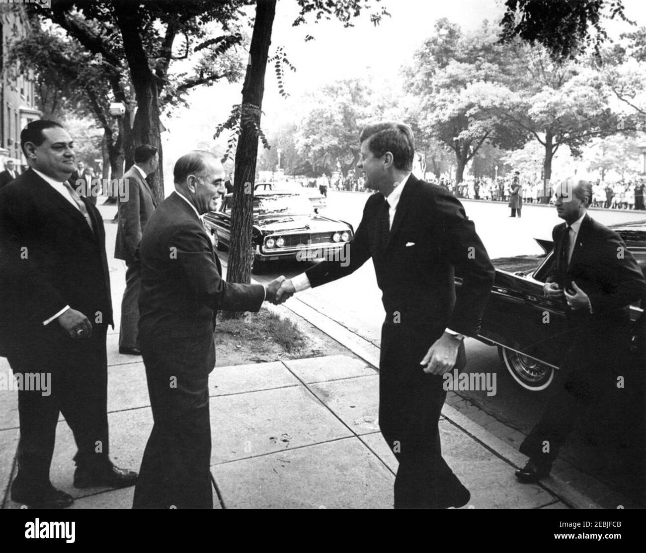 Luncheon at Blair House in honor of President Kennedy, given by Roberto ...