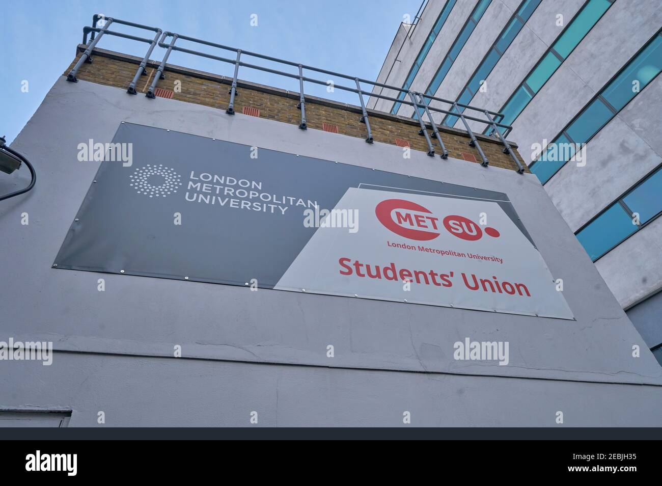 University student union hi-res stock photography and images - Alamy
