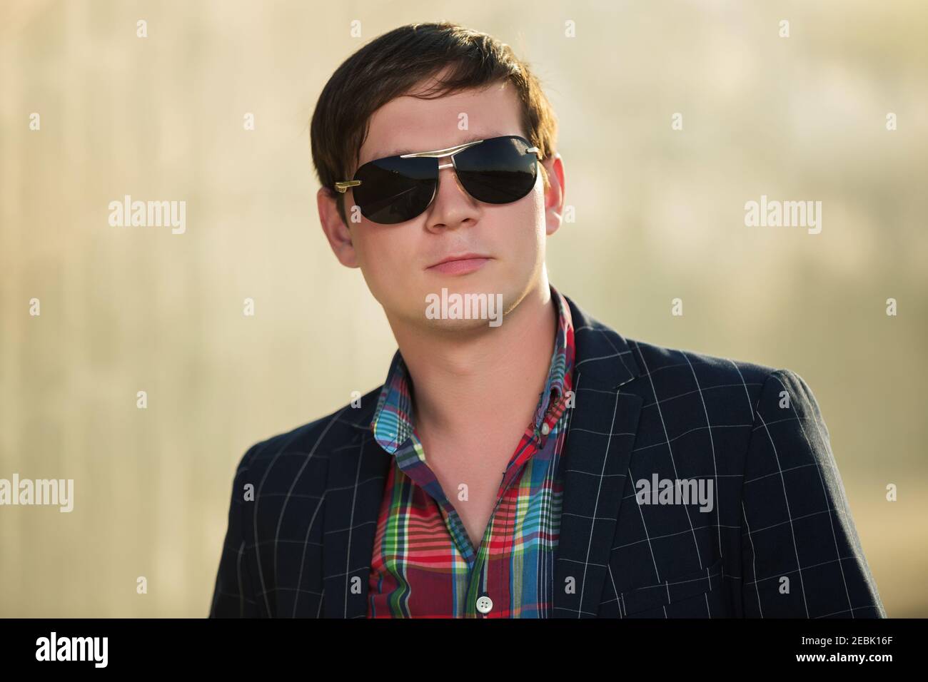 Fashion man suit hi-res stock photography and images - Alamy