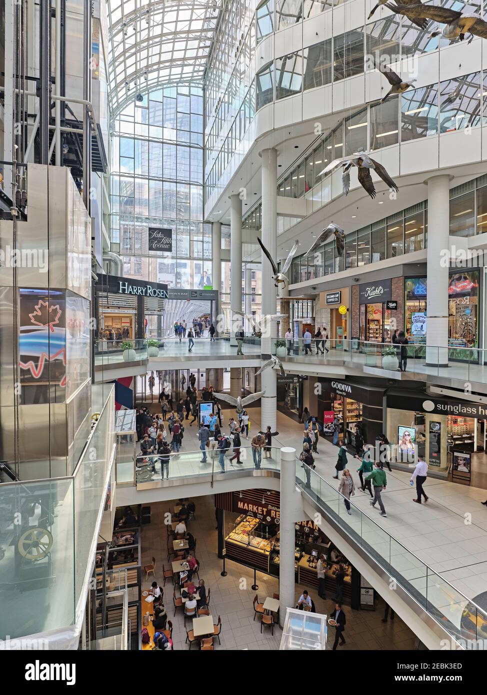 Toronto Eaton Centre and pedestrian bridge over Queen Street Stock ...