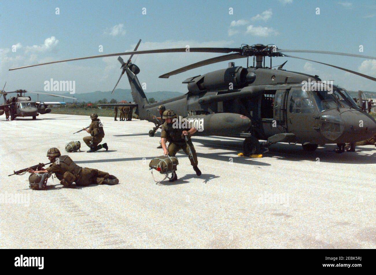 Norwegian mech battalion soldiers UH-60 Stock Photo - Alamy