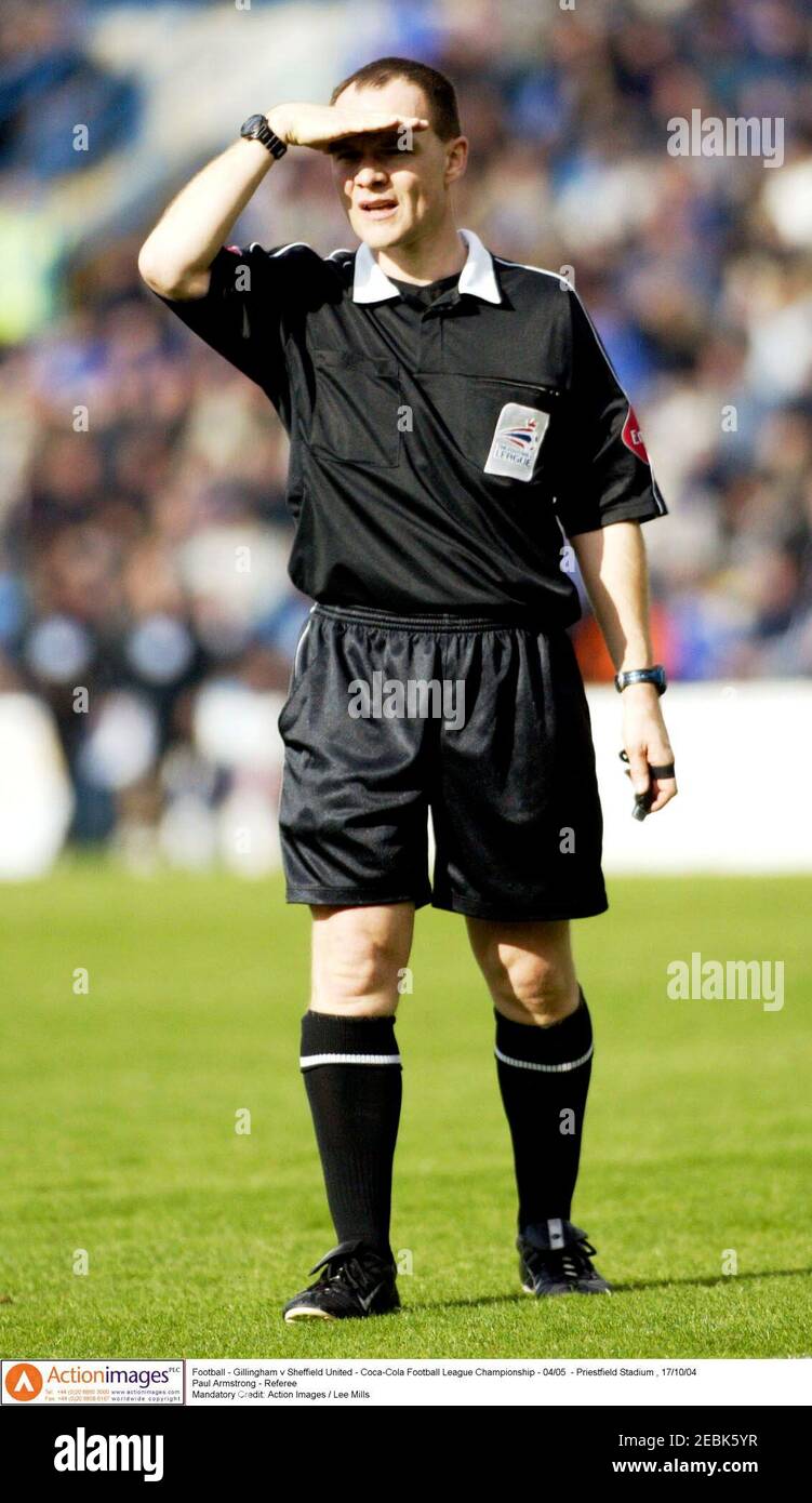 Referee Paul Armstrong High Resolution Stock Photography and Images - Alamy