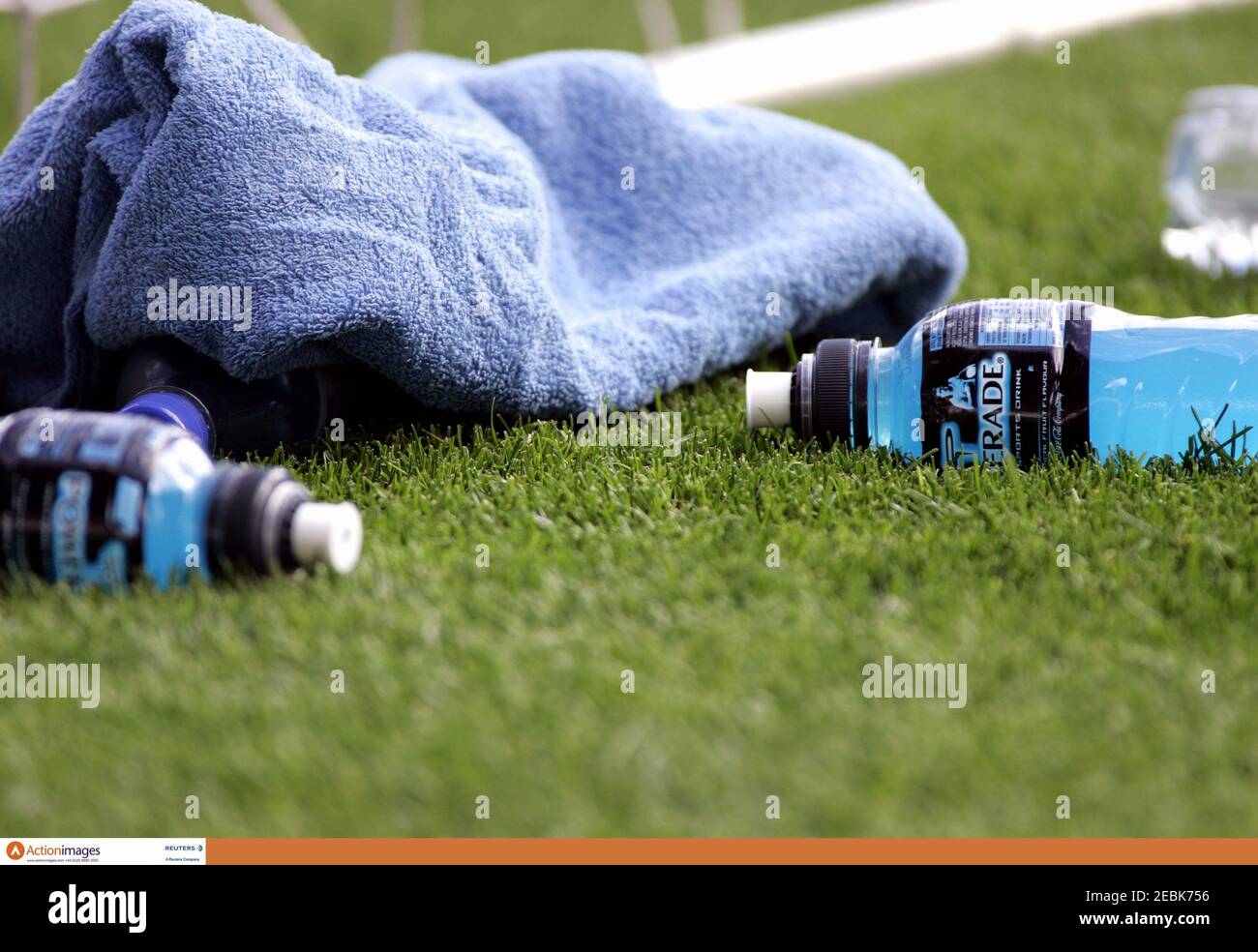 Powerade bottles hi-res stock photography and images - Alamy