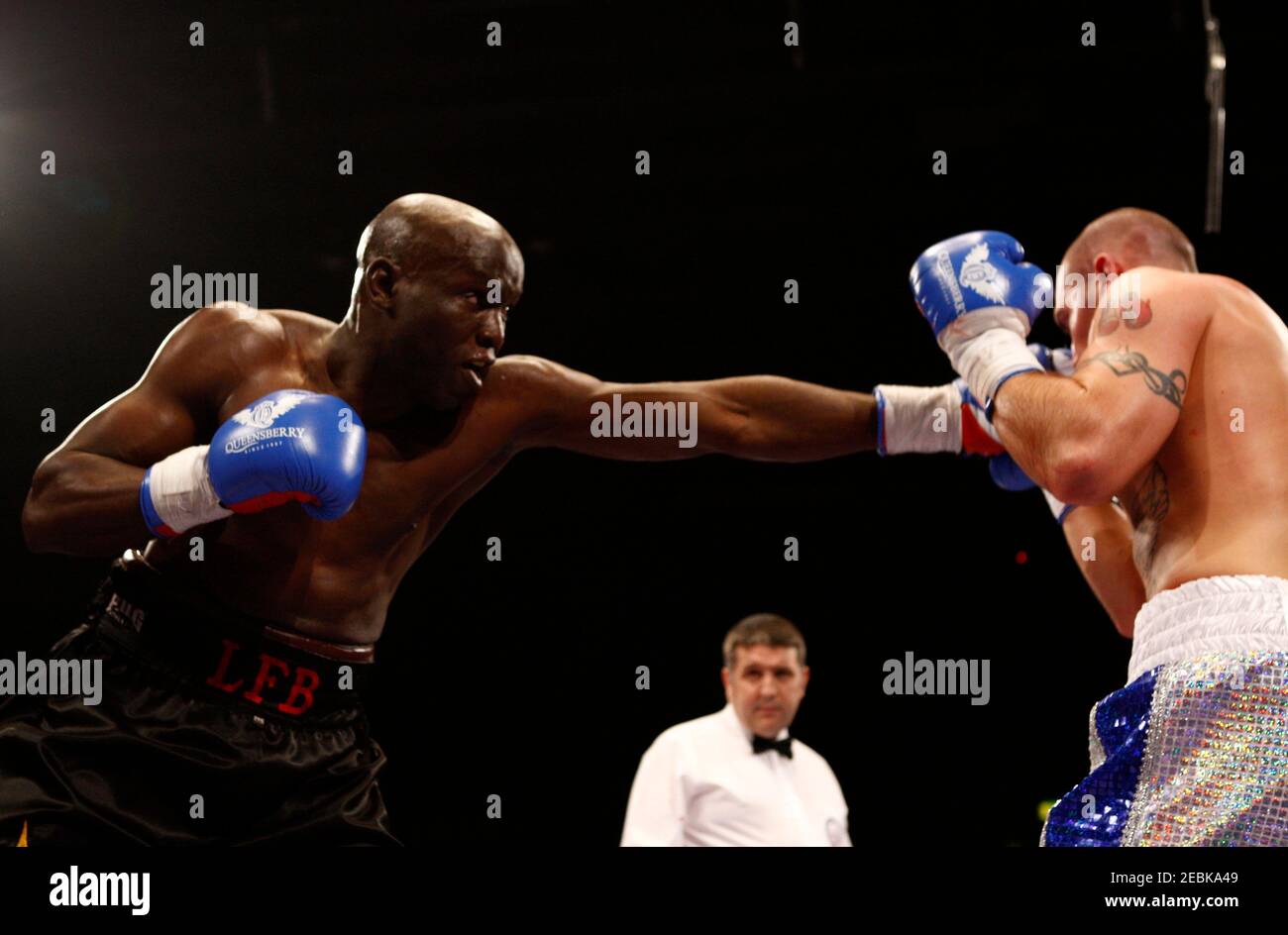 Stephen simmons nick okoth braehead arena hi-res stock photography and ...