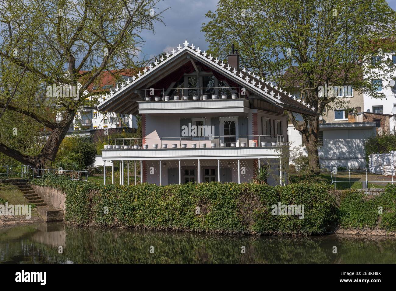The Petrihaus in Brentanopark on the Nidda River in Frankfurt ...