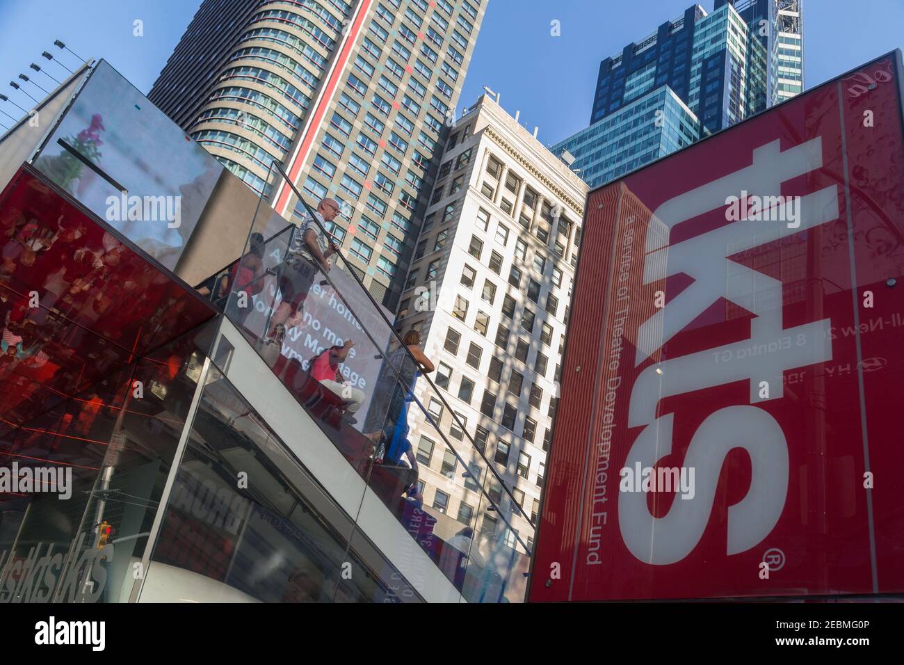 tkts discount ticket Booth in Times Square Stock Photo - Alamy