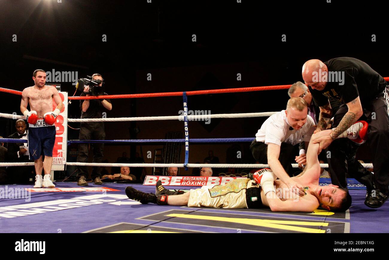 Mickey ward hi-res stock photography and images - Alamy