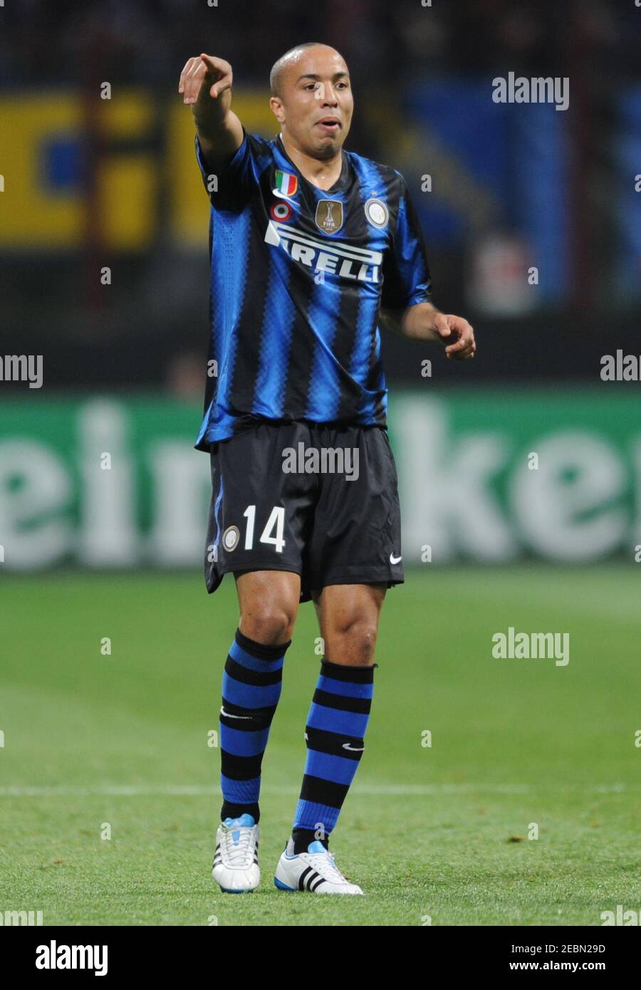 Fc schalke v inter milan hi-res stock photography and images - Alamy
