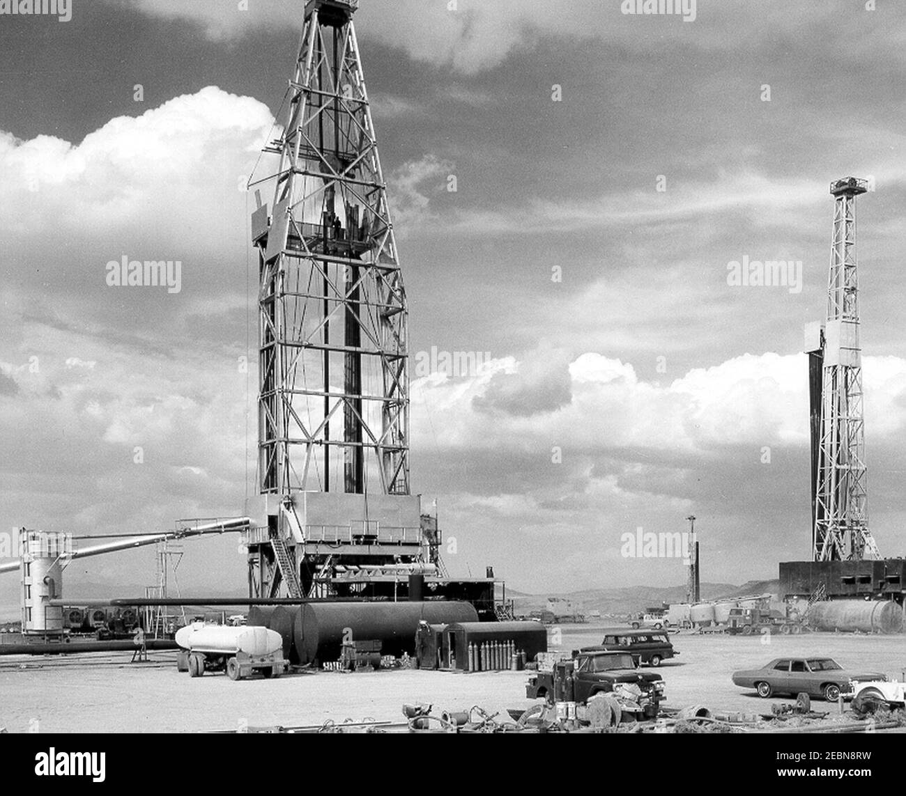 NTS Big Hole Drilling 008 Stock Photo Alamy nts-big-hole-drilling-008-stock-photo-alamy