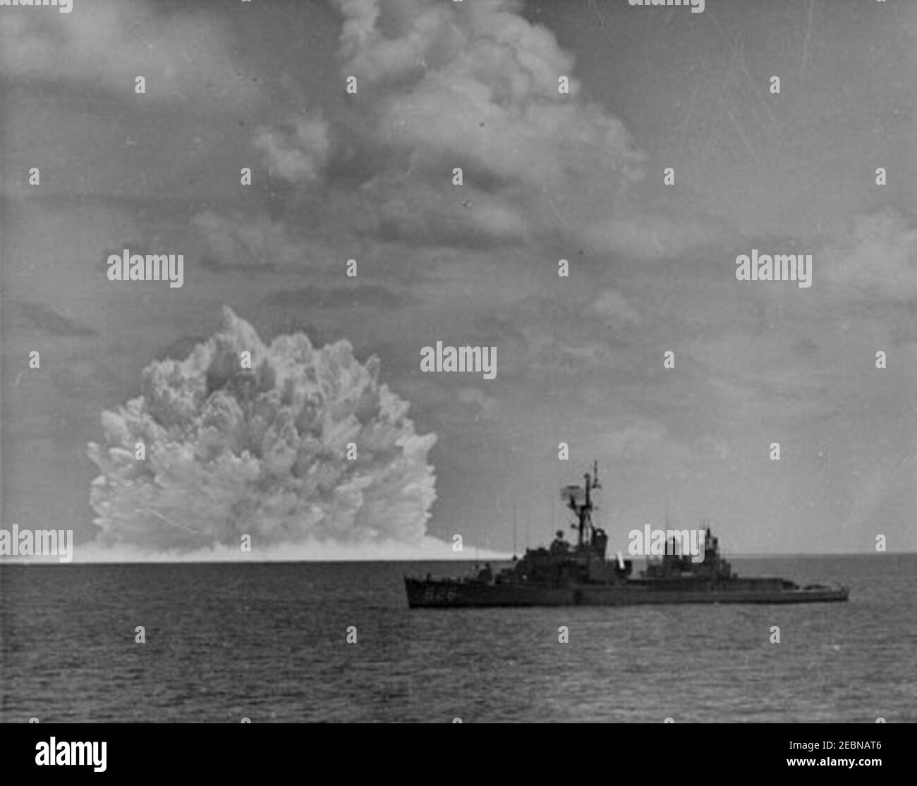 Nuclear depth charge explodes hi-res stock photography and images - Alamy