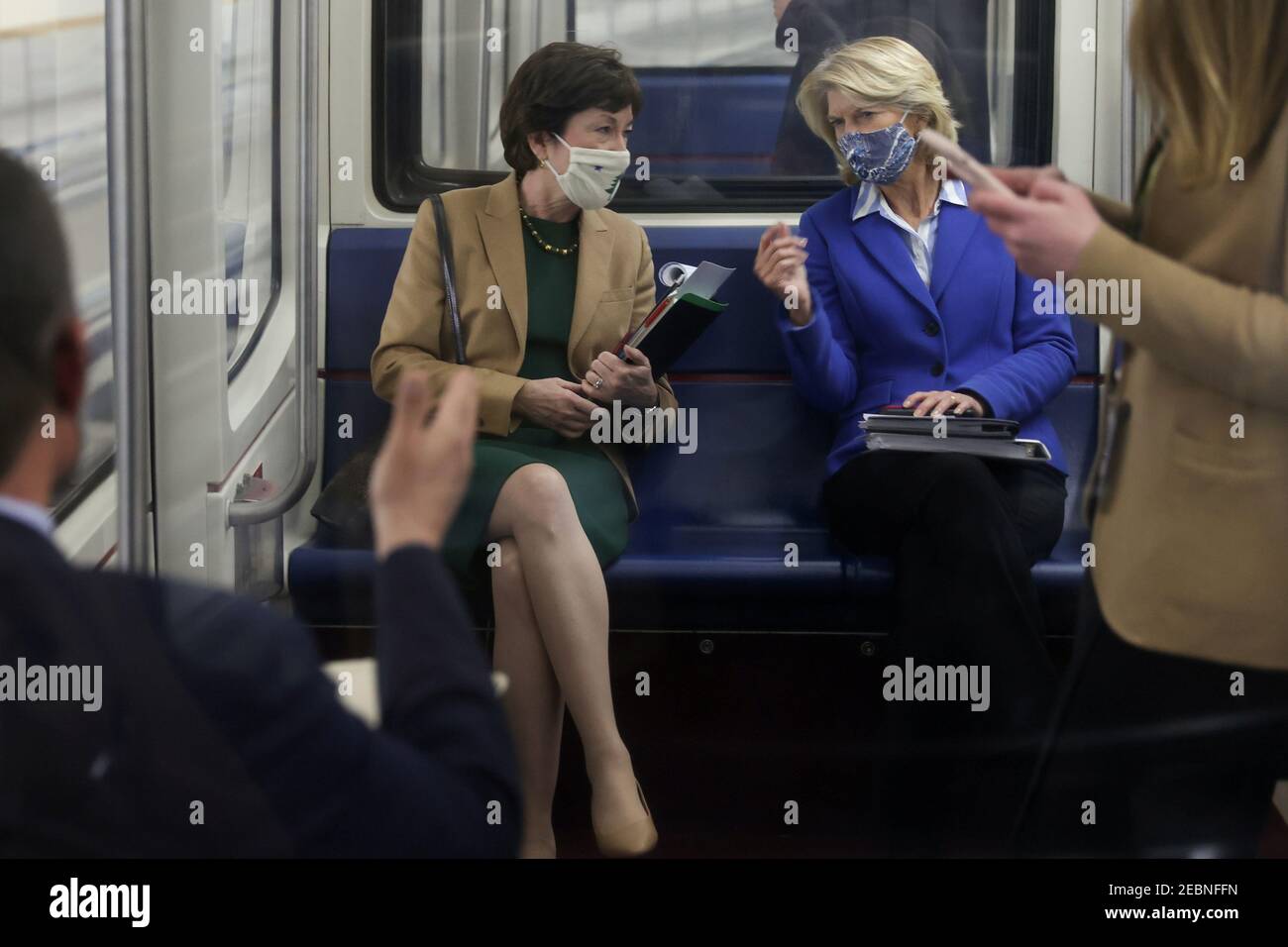 Lisa murkowski susan collins hi-res stock photography and images - Alamy