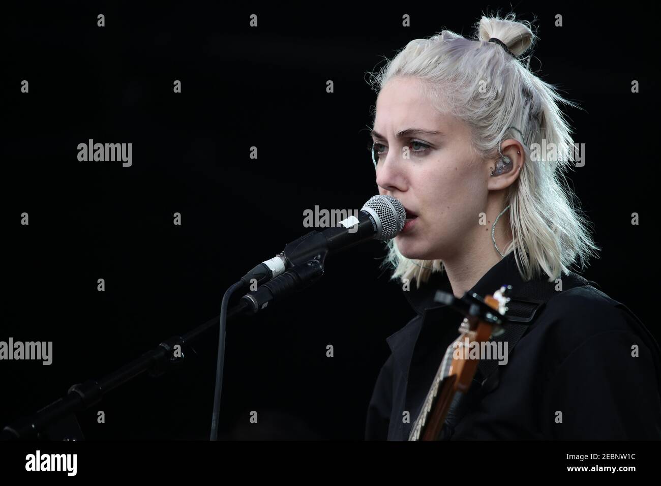 Mackenzie scott, torres hi-res stock photography and images - Alamy