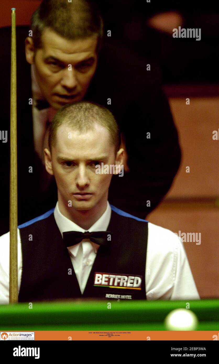Snooker embassy world championship 2004 final hi-res stock photography ...