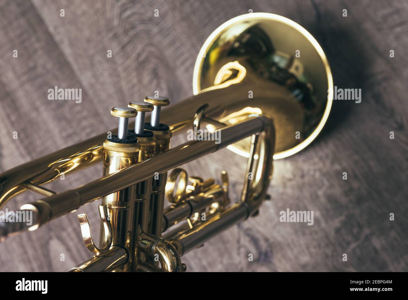 Trumpet hi-res stock photography and images - Alamy