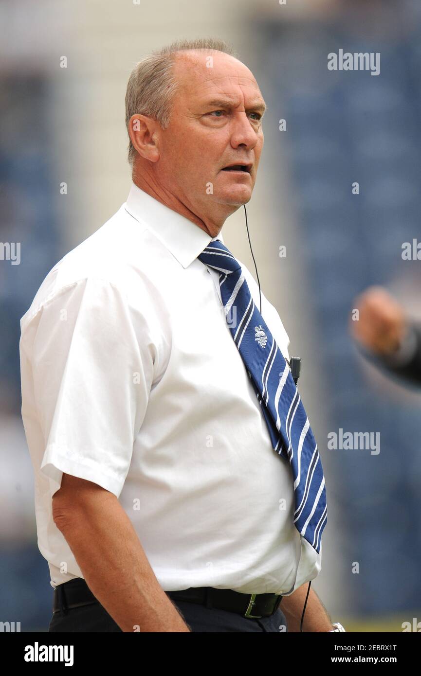 Soccer Brian Horton High Resolution Stock Photography and Images - Alamy