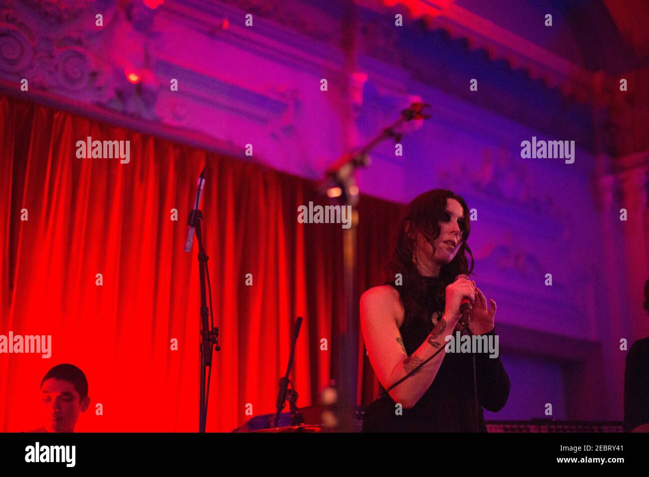 Chelsea wolfe singer hi-res stock photography and images - Alamy