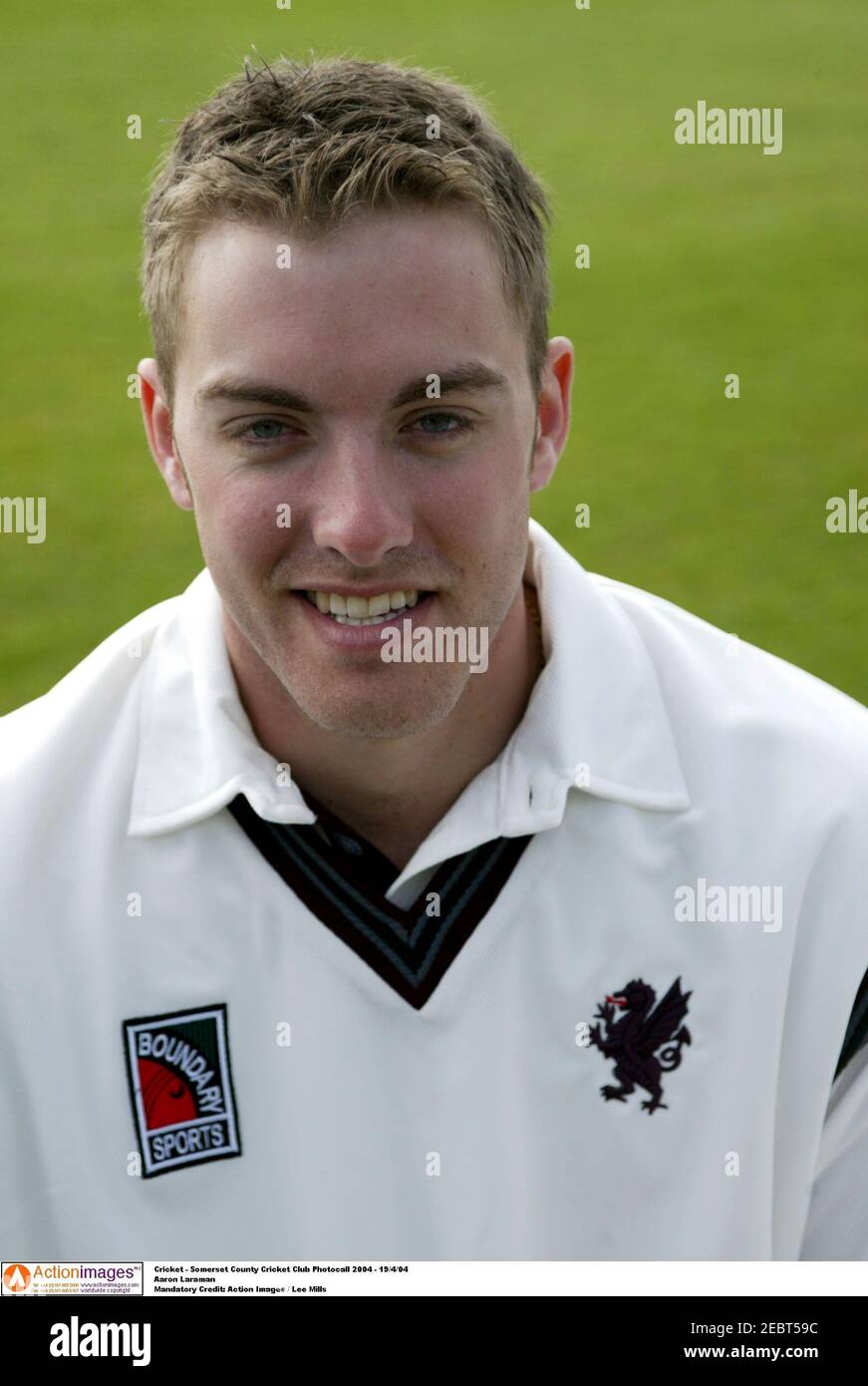Aaron laraman of somerset county cricket club hi-res stock photography ...