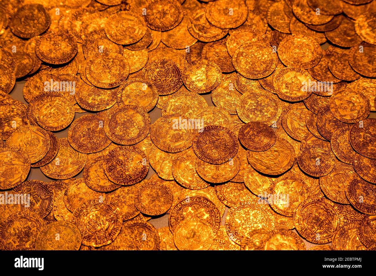 Fish in pool coins hi-res stock photography and images - Alamy