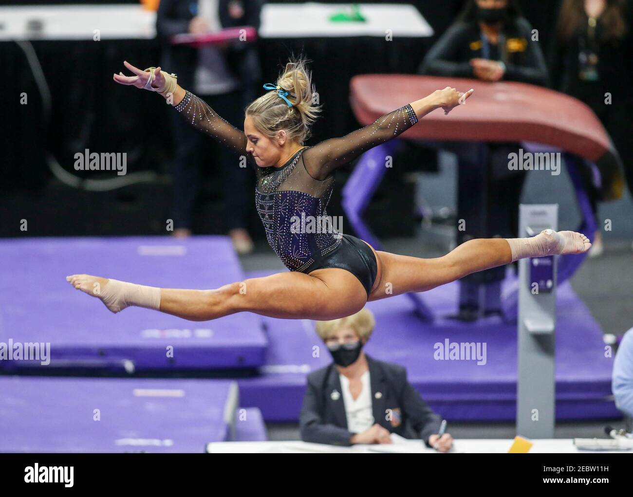 Baton Rouge, LA, USA. 22nd Jan, 2021. LSU's Balance beam anchor Reagan ...