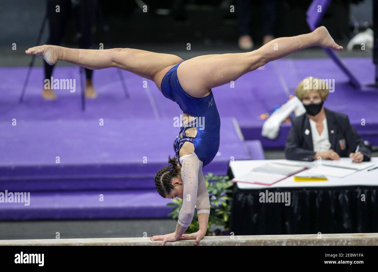Baton Rouge, LA, USA. 22nd Jan, 2021. Megan Skaggs competes on the ...