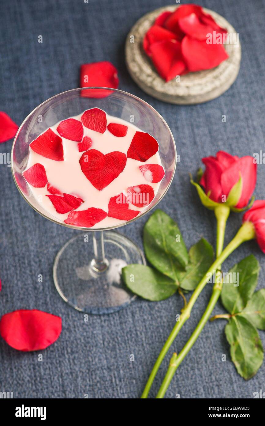 Rose milk , Rose shake , Gulab Shake with rose petals Indian valentines ...