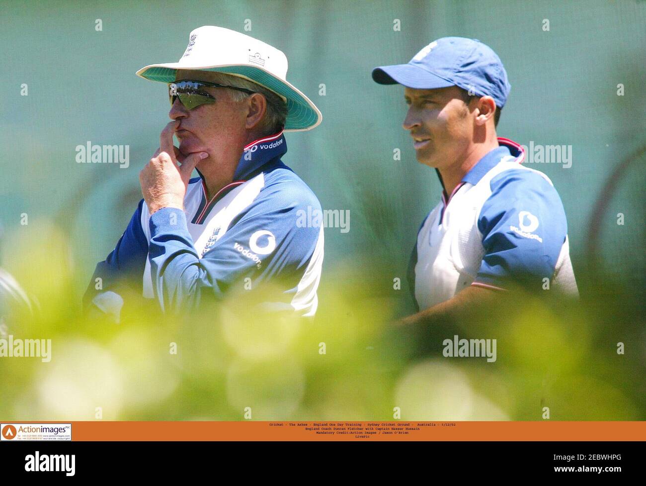 Nasser hussain duncan fletcher hi-res stock photography and images - Alamy
