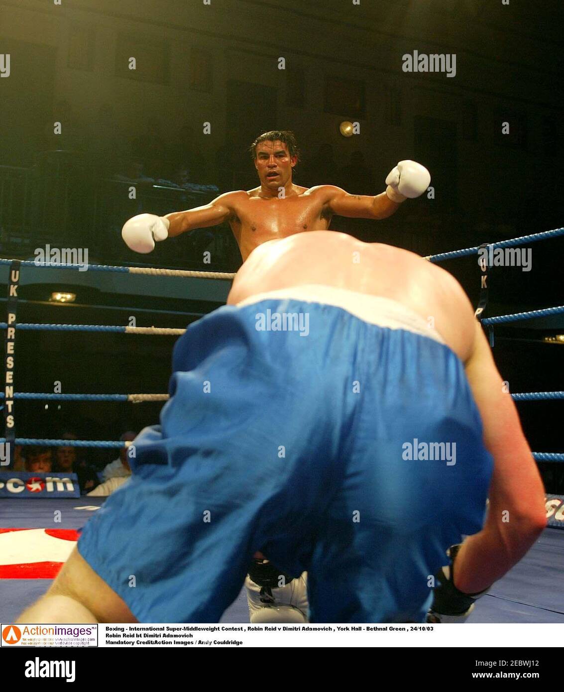 International super middleweight contest hi-res stock photography and ...