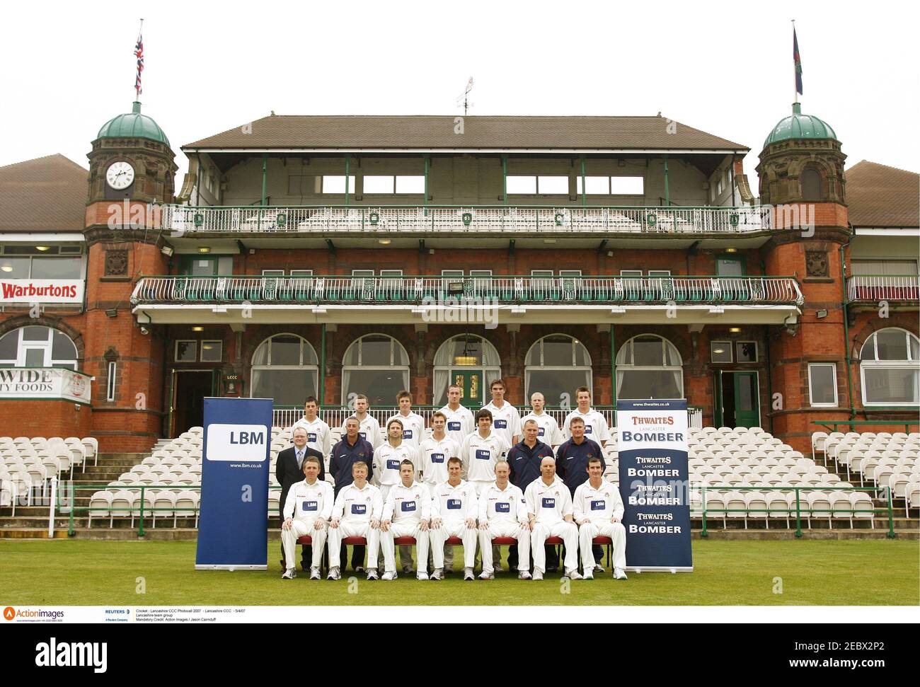Lancashire cricket team hi-res stock photography and images - Alamy