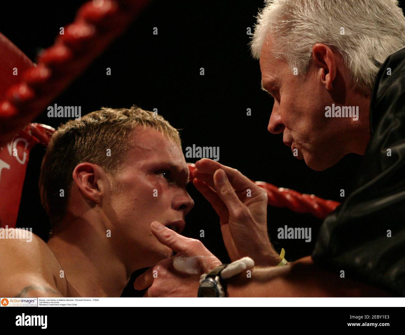 Lee Childs In Action High Resolution Stock Photography and Images - Alamy