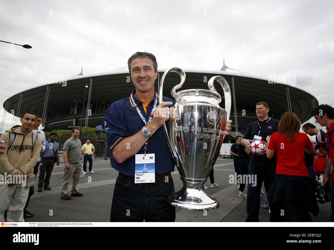 Angel pichi alonso hi-res stock photography and images - Alamy