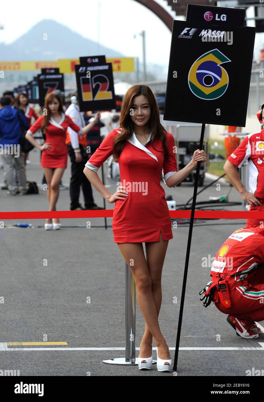 Grid girl korea hi-res stock photography and images - Alamy