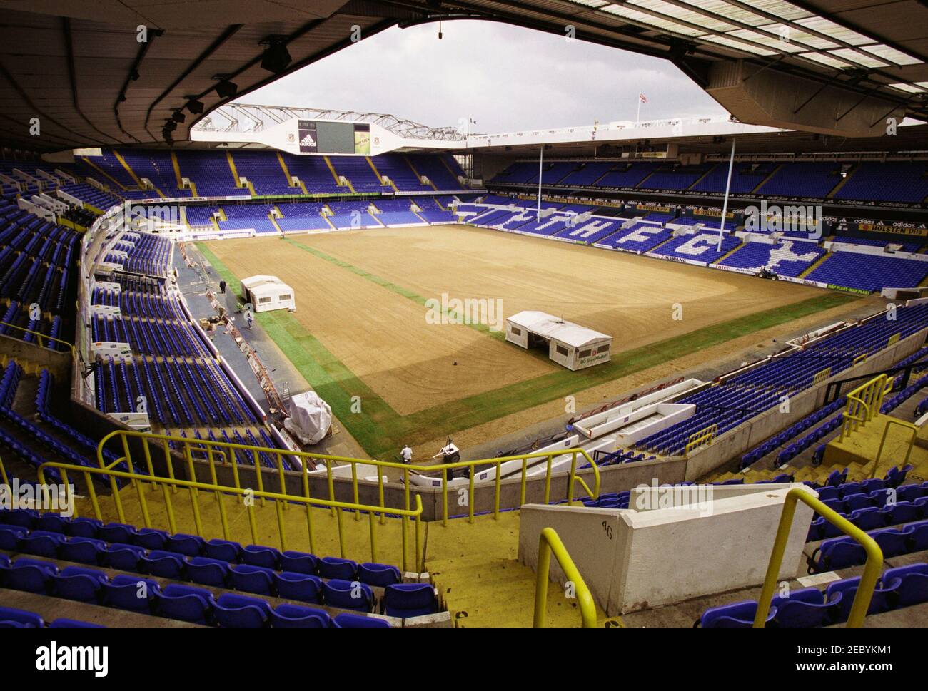 Spurs ground hi-res stock photography and images - Alamy