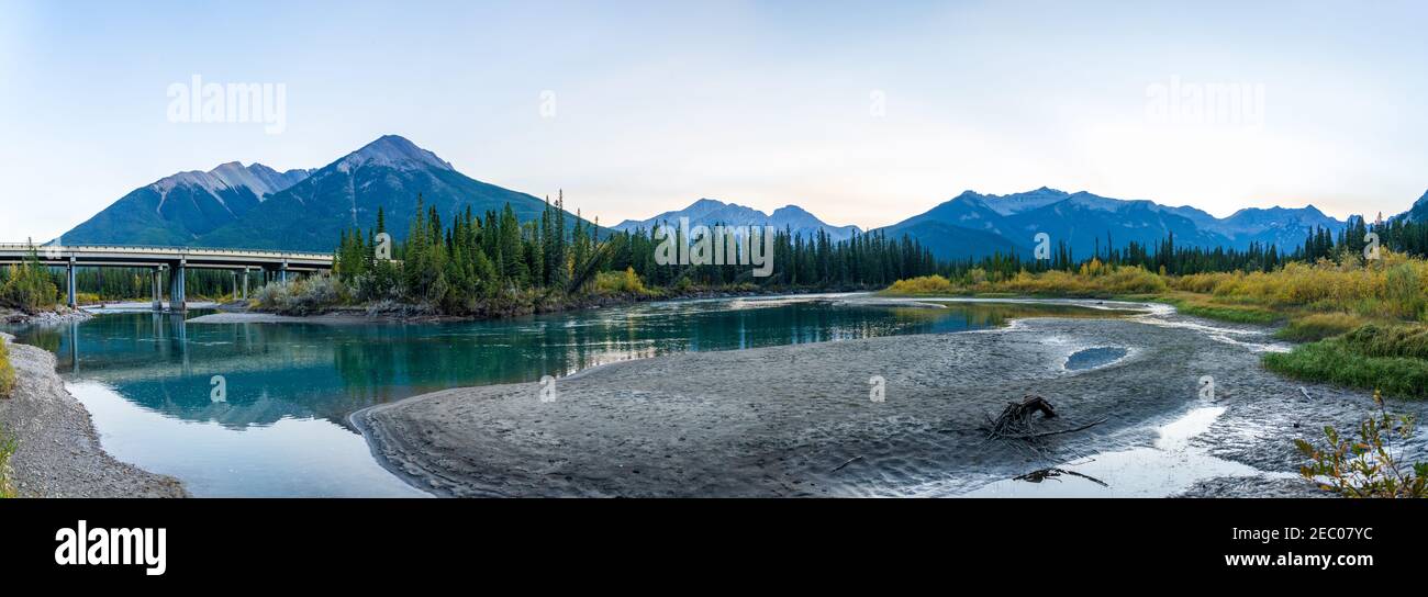 Highway bridge over bow hi-res stock photography and images - Alamy