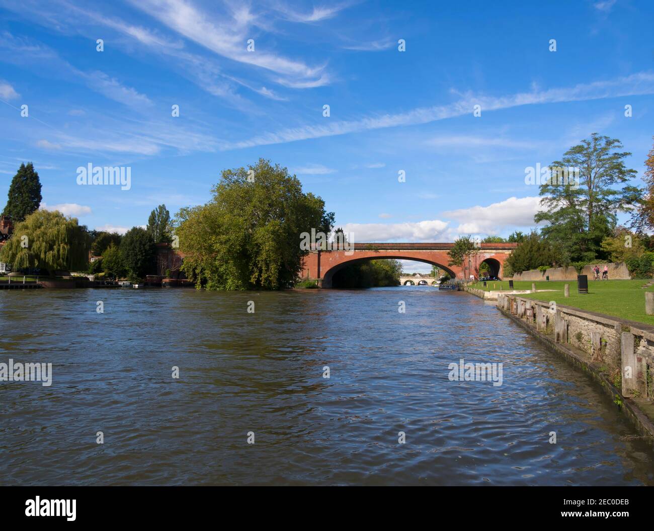 Great railway bridge over hi-res stock photography and images - Alamy
