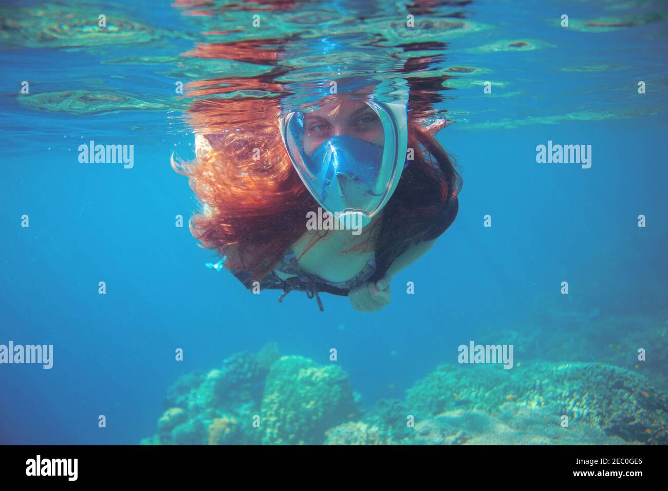 Scuba underwater full body hi-res stock photography and images - Alamy