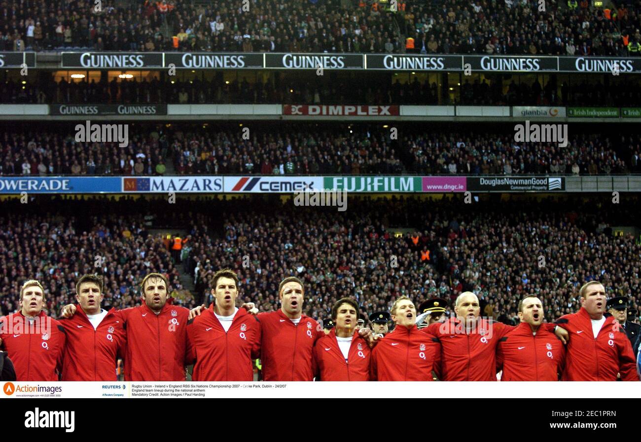 England team lineup national anthem hi-res stock photography and images ...