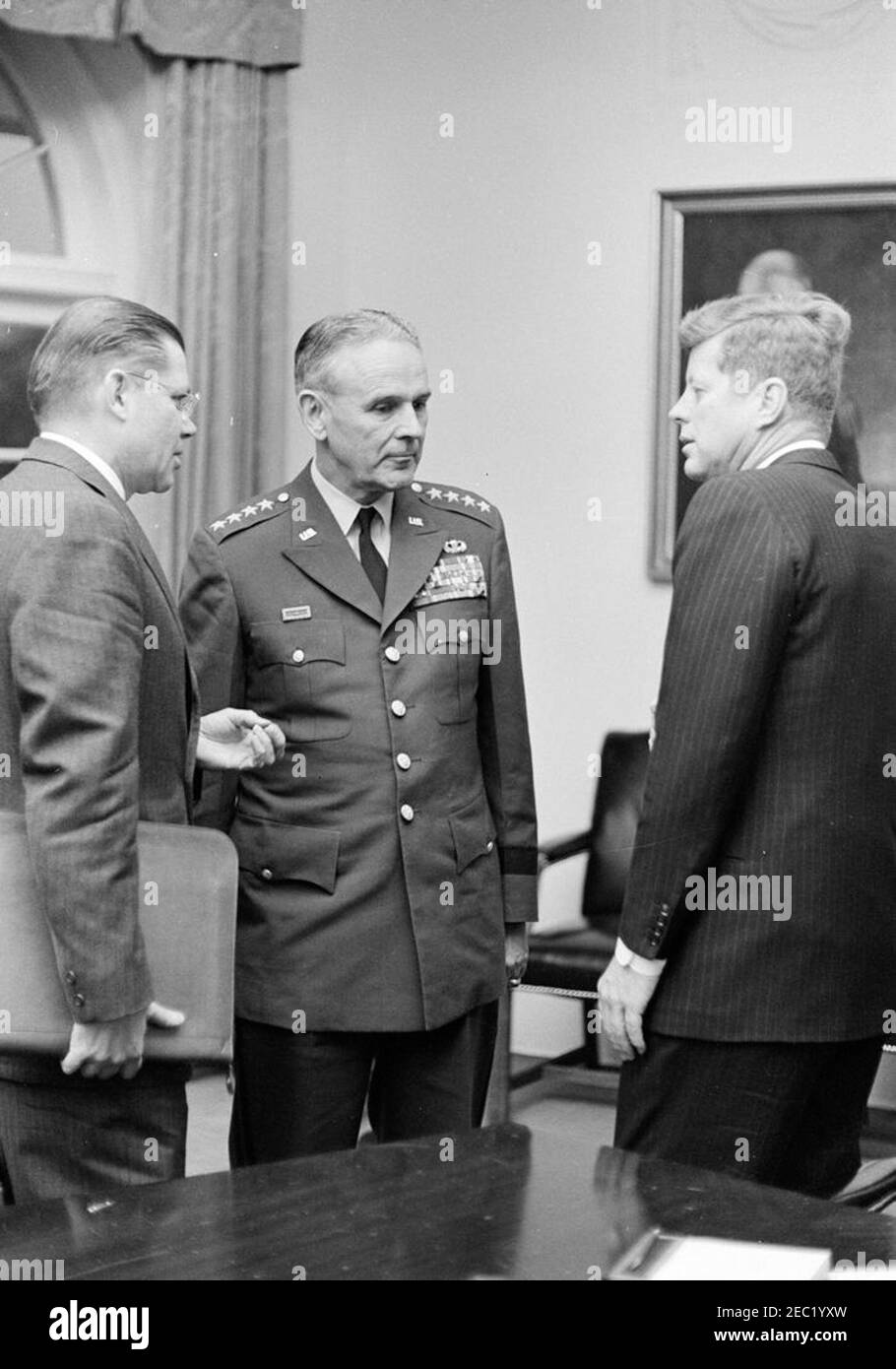 Excomm meeting hi-res stock photography and images - Alamy