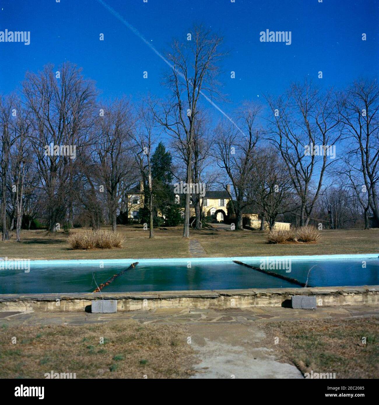 Glen Ora, Middleburg, Virginia (views). View of house and swimming pool ...